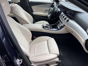 Синий Мерседес E 220 2016 в Клайпеда, объемом двигателя 1.95 л и пробегом 398 тыс. км за 10900 €, фото 16 на AUTOMOTO.COM.LV
