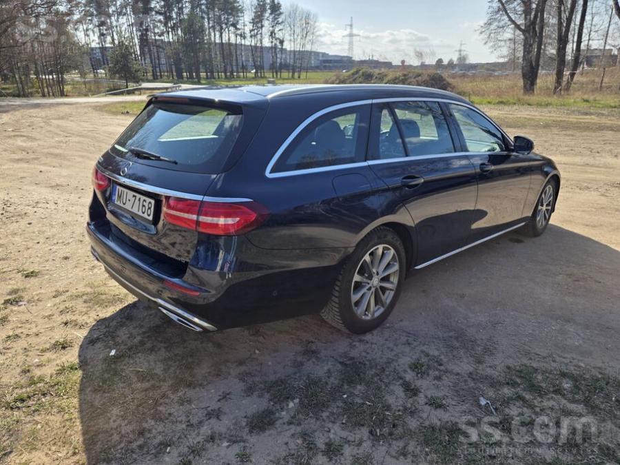 Zils Mercedes-Benz E 220 2017 Rīga, ar dzinēja tilpumu 2.00 L un nobraukumu 229 tūkst. km par 18300 €, foto 6 vietnē AUTOMOTO.COM.LV