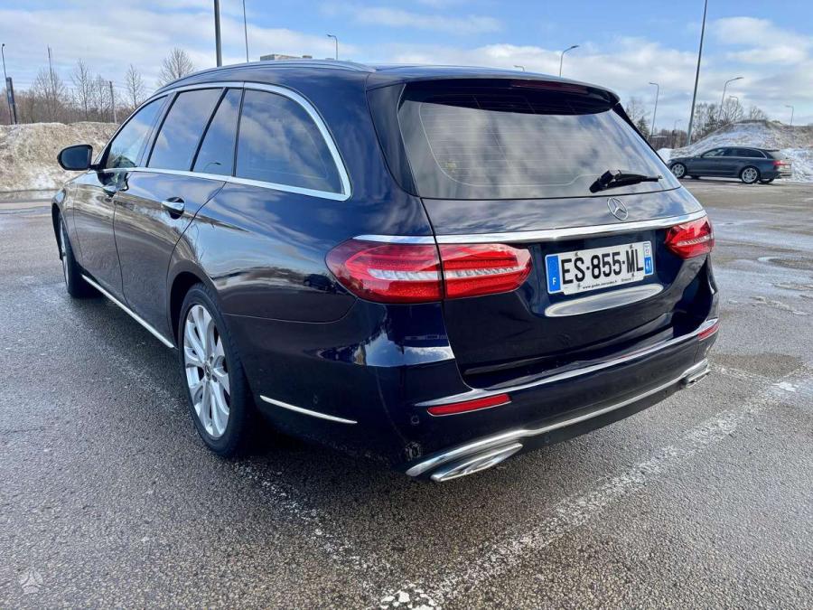 Zils Mercedes-Benz E 220 2017 Tauragė, ar dzinēja tilpumu 1.95 L un nobraukumu 300 tūkst. km par 15900 €, foto 6 vietnē AUTOMOTO.COM.LV
