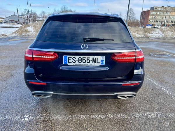 Zils Mercedes-Benz E 220 2017 Tauragė, ar dzinēja tilpumu 1.95 L un nobraukumu 300 tūkst. km par 15900 €, foto 8 vietnē AUTOMOTO.COM.LV