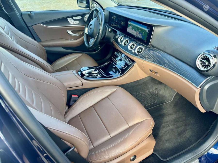 Zils Mercedes-Benz E 220 2017 Tauragė, ar dzinēja tilpumu 1.95 L un nobraukumu 300 tūkst. km par 15900 €, foto 13 vietnē AUTOMOTO.COM.LV