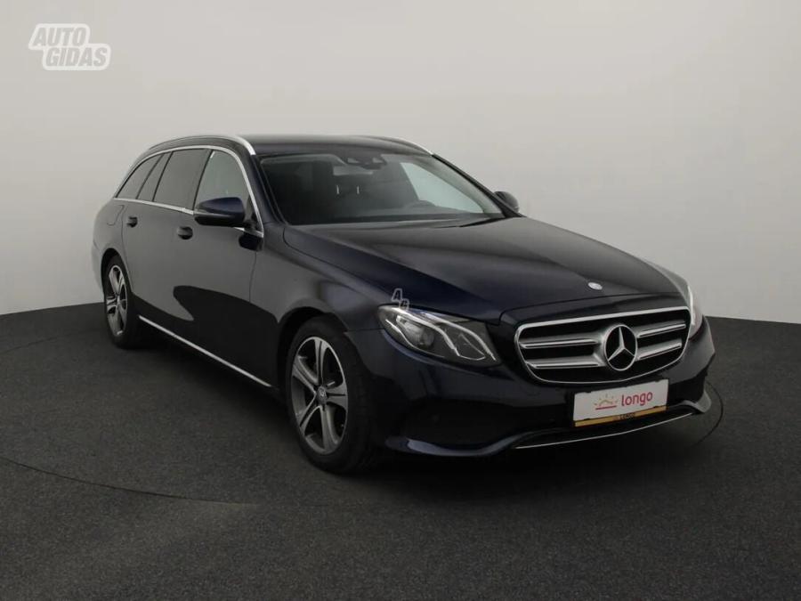 Синий Мерседес E 220 2017 в Вильнюс, объемом двигателя 2.00 л и пробегом 243 тыс. км за 17599 €, фото 11 на AUTOMOTO.COM.LV