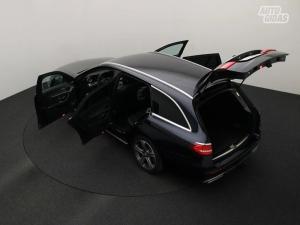Синий Мерседес E 220 2017 в Вильнюс, объемом двигателя 2.00 л и пробегом 243 тыс. км за 17599 €, фото 14 на AUTOMOTO.COM.LV