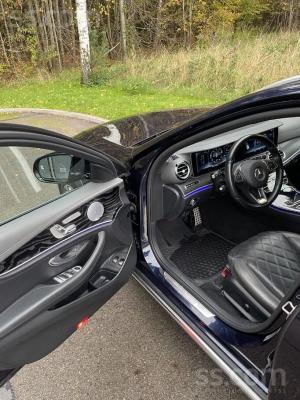 Zils Mercedes-Benz E 220 2017 Jūrmala, ar dzinēja tilpumu 2.00 L un nobraukumu 127 tūkst. km par 29750 €, foto 9 vietnē AUTOMOTO.COM.LV