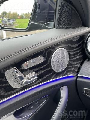 Zils Mercedes-Benz E 220 2017 Jūrmala, ar dzinēja tilpumu 2.00 L un nobraukumu 127 tūkst. km par 29750 €, foto 29 vietnē AUTOMOTO.COM.LV