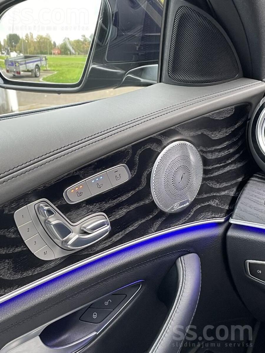 Zils Mercedes-Benz E 220 2017 Jūrmala, ar dzinēja tilpumu 2.00 L un nobraukumu 127 tūkst. km par 29750 €, foto 29 vietnē AUTOMOTO.COM.LV