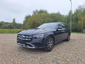 Zils Mercedes-Benz E 220 2021 Kauņa, ar dzinēja tilpumu 2.00 L un nobraukumu 326 tūkst. km par 18999 €, foto 3 vietnē AUTOMOTO.COM.LV