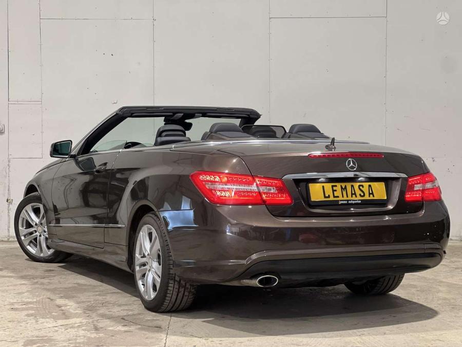 Brūns Mercedes-Benz E 220 2013 Klaipėda, ar dzinēja tilpumu 2.14 L un nobraukumu 170 tūkst. km par 11800 €, foto 15 vietnē AUTOMOTO.COM.LV