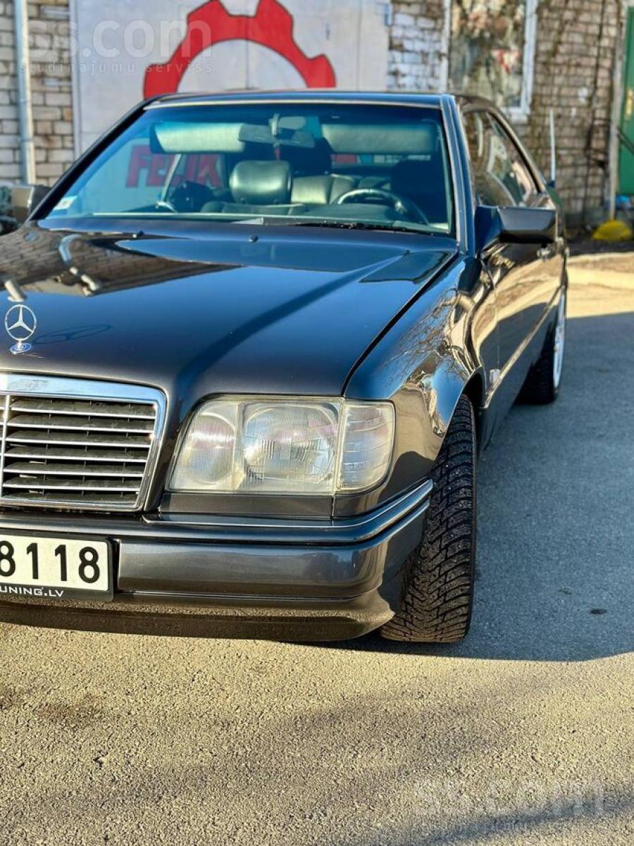 Brūns Mercedes-Benz E 220 1995 Daugavpils, ar dzinēja tilpumu 2.20 L un nobraukumu 270 tūkst. km par 4500 €, foto 4 vietnē AUTOMOTO.COM.LV