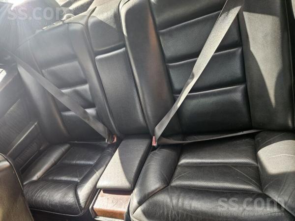 Brūns Mercedes-Benz E 220 1995 Daugavpils, ar dzinēja tilpumu 2.20 L un nobraukumu 270 tūkst. km par 4500 €, foto 6 vietnē AUTOMOTO.COM.LV