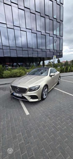 Коричневый Мерседес E 220 2018 в Вильнюс, объемом двигателя 1.95 л и пробегом 127 тыс. км за 29990 €, фото  на AUTOMOTO.COM.LV