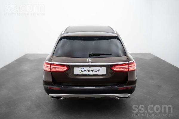Коричневый Мерседес E 220 2018 в Таллин, объемом двигателя 2.00 л и пробегом 139 тыс. км за 24799 €, фото 8 на AUTOMOTO.COM.LV