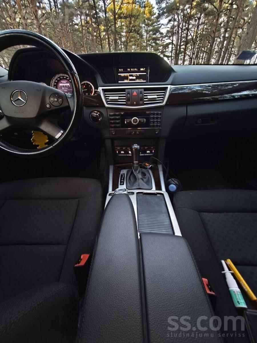 Brūns Mercedes-Benz E 220 2009 Jūrmala, ar dzinēja tilpumu 2.20 L un nobraukumu 268 tūkst. km par 5800 €, foto 20 vietnē AUTOMOTO.COM.LV