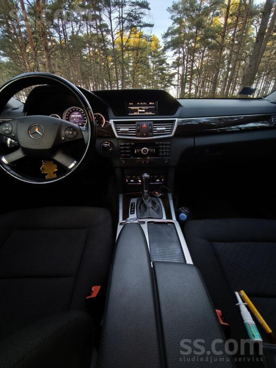 Brūns Mercedes-Benz E 220 2009 Jūrmala, ar dzinēja tilpumu 2.20 L un nobraukumu 268 tūkst. km par 5800 €, foto 21 vietnē AUTOMOTO.COM.LV
