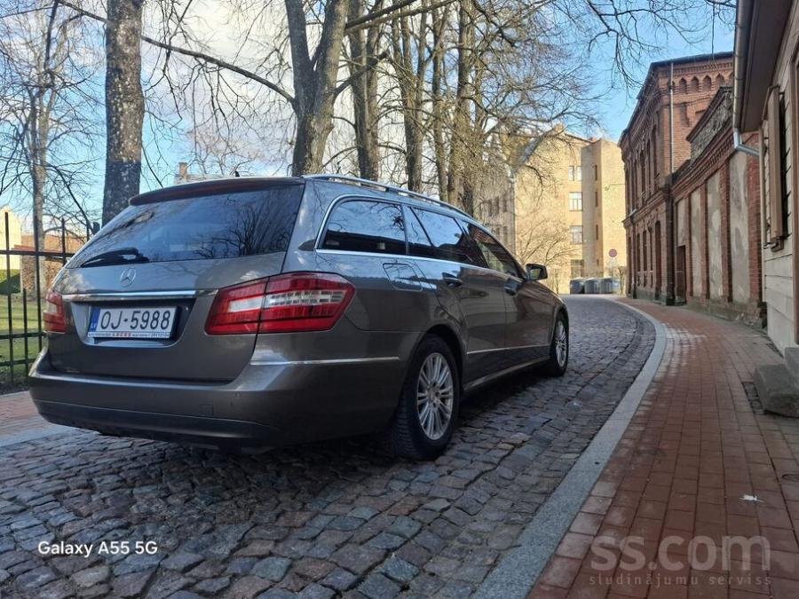 Коричневый Мерседес E 220 2010 в Цесис, объемом двигателя 2.20 л и пробегом 0 тыс. км за 6950 €, фото 7 на AUTOMOTO.COM.LV