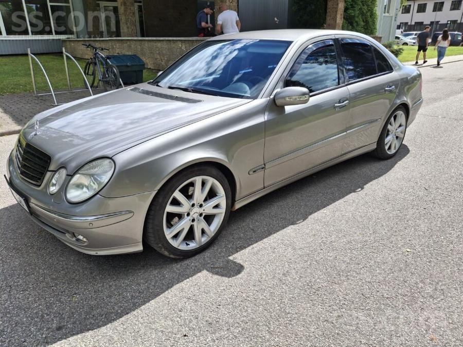 Коричневый Мерседес E 220 2003 в Валмиера, объемом двигателя 2.20 л и пробегом 512 тыс. км за 3200 €, фото 6 на AUTOMOTO.COM.LV