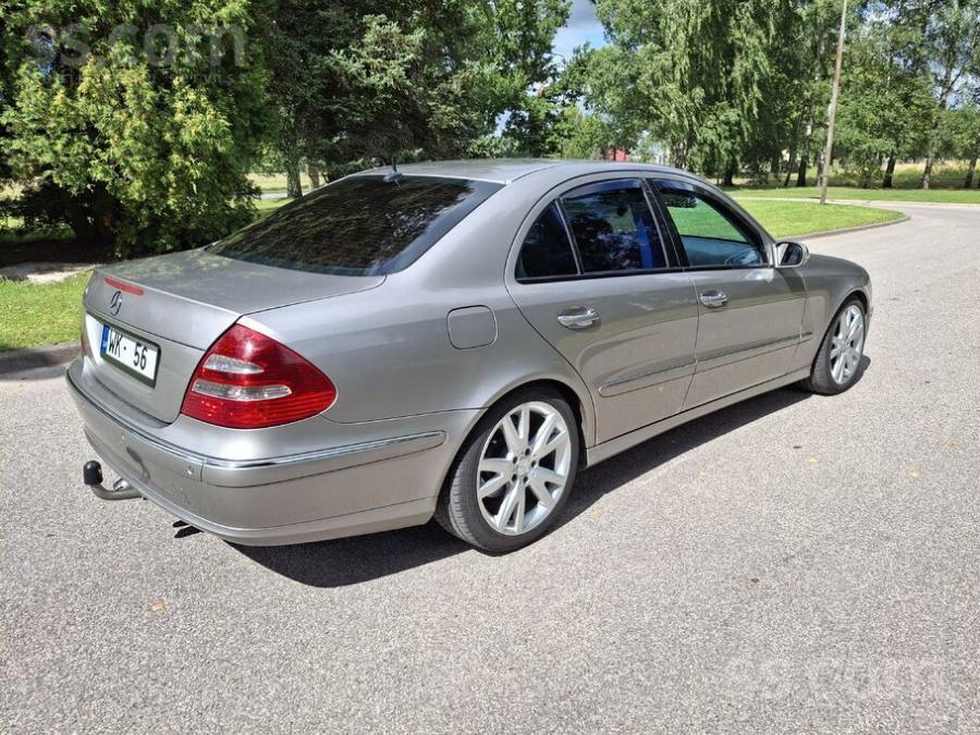Коричневый Мерседес E 220 2003 в Валмиера, объемом двигателя 2.20 л и пробегом 512 тыс. км за 3200 €, фото 10 на AUTOMOTO.COM.LV