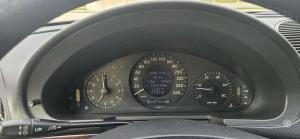 Коричневый Мерседес E 220 2003 в Вильнюс, объемом двигателя 2.15 л и пробегом 445 тыс. км за 1300 €, фото 12 на AUTOMOTO.COM.LV