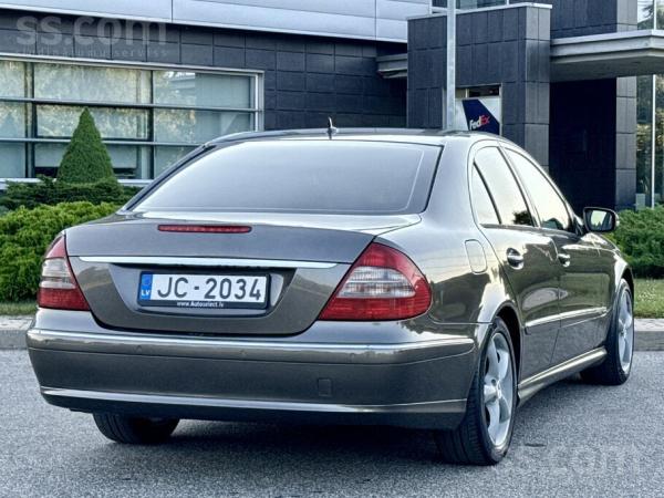Brūns Mercedes-Benz E 220 2007 Rīga, ar dzinēja tilpumu 2.20 L un nobraukumu 301 tūkst. km par 3550 €, foto 7 vietnē AUTOMOTO.COM.LV