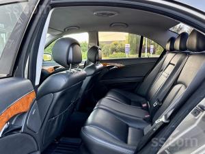 Brown Mercedes-Benz E 220 2007 in Riga, with an engine capacity of 2.20 L and mileage of 301 thousand km for 3550 €, photo 18 on AUTOMOTO.COM.LV