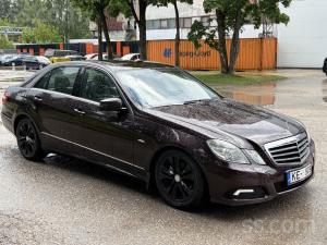 Brown Mercedes-Benz E 220 2009 in Riga, with an engine capacity of 2.20 L and mileage of 343 thousand km for 4100 €, photo 14 on AUTOMOTO.COM.LV