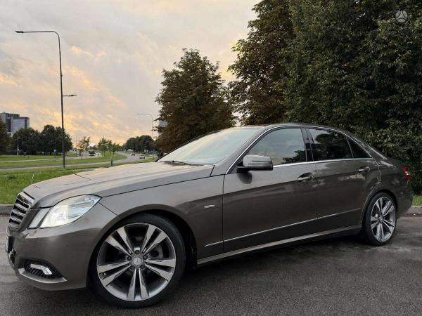 Мерседес E 220 2009 в Каунас на AUTOMOTO.COM.LV Коричневый Мерседес E 220 2009 в Каунас, объемом двигателя 2.14 л и пробегом 236 тыс. км за 6300 €, фото 1 на AUTOMOTO.COM.LV
