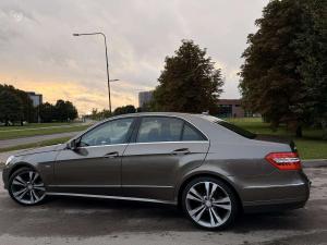 Brūns Mercedes-Benz E 220 2009 Kauņa, ar dzinēja tilpumu 2.14 L un nobraukumu 236 tūkst. km par 6300 €, foto 4 vietnē AUTOMOTO.COM.LV