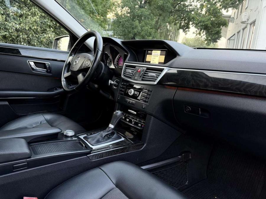 Brūns Mercedes-Benz E 220 2009 Kauņa, ar dzinēja tilpumu 2.14 L un nobraukumu 236 tūkst. km par 6300 €, foto 10 vietnē AUTOMOTO.COM.LV