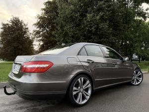 Brūns Mercedes-Benz E 220 2009 Kauņa, ar dzinēja tilpumu 2.14 L un nobraukumu 236 tūkst. km par 6300 €, foto 23 vietnē AUTOMOTO.COM.LV