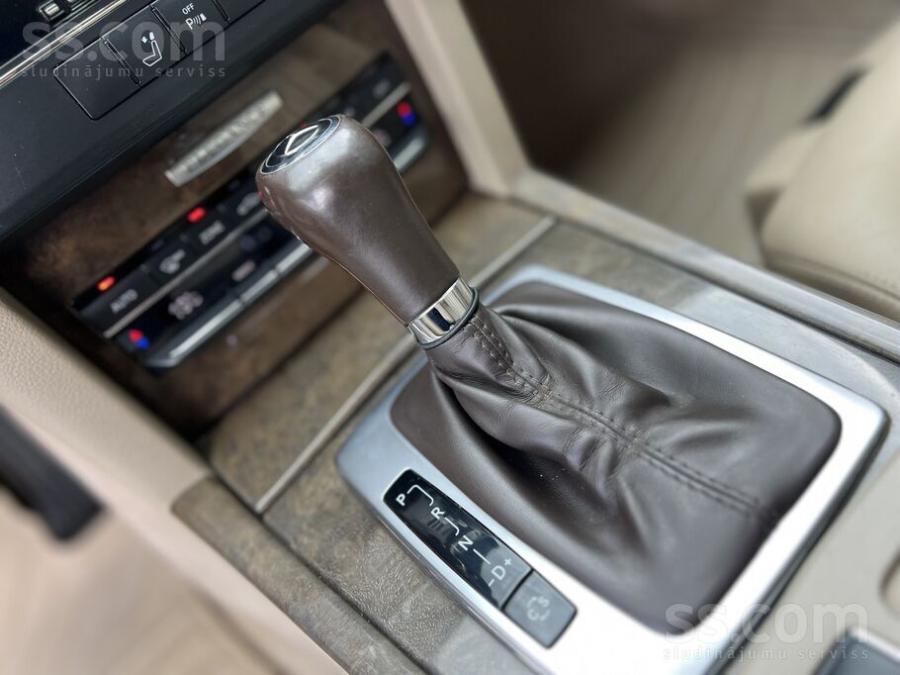 Коричневый Мерседес E 220 2010 в Екабпилс, объемом двигателя 2.10 л и пробегом 240 тыс. км за 6990 €, фото 27 на AUTOMOTO.COM.LV
