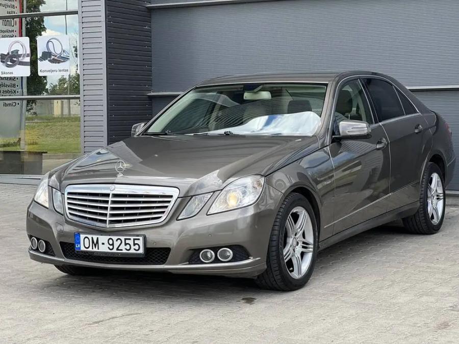 Коричневый Мерседес E 220 2010 в Екабпилс, объемом двигателя 2.10 л и пробегом 240 тыс. км за 6990 €, фото 5 на AUTOMOTO.COM.LV