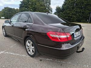 Коричневый Мерседес E 220 2010 в Утена, объемом двигателя 2.14 л и пробегом 226 тыс. км за 9299 €, фото 8 на AUTOMOTO.COM.LV