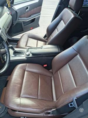Коричневый Мерседес E 220 2010 в Утена, объемом двигателя 2.14 л и пробегом 226 тыс. км за 9299 €, фото 13 на AUTOMOTO.COM.LV