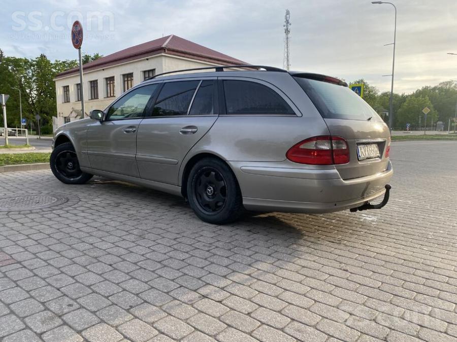 Brown Mercedes-Benz E 220 2004 in Balvi, with an engine capacity of 2.20 L and mileage of 386 thousand km for 1750 €, photo 10 on AUTOMOTO.COM.LV
