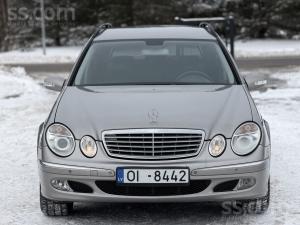 Brown Mercedes-Benz E 220 2004 in Ogre, with an engine capacity of 2.20 L and mileage of 248 thousand km for 3900 €, photo 2 on AUTOMOTO.COM.LV