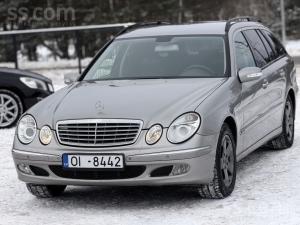 Brown Mercedes-Benz E 220 2004 in Ogre, with an engine capacity of 2.20 L and mileage of 248 thousand km for 3900 €, photo 3 on AUTOMOTO.COM.LV