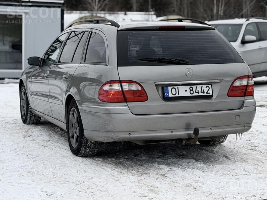 Brown Mercedes-Benz E 220 2004 in Ogre, with an engine capacity of 2.20 L and mileage of 248 thousand km for 3900 €, photo 4 on AUTOMOTO.COM.LV