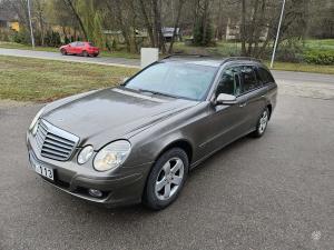Brown Mercedes-Benz E 220 2006 in Prienai, with an engine capacity of 2.20 L and mileage of 346 thousand km for 1750 €, photo 2 on AUTOMOTO.COM.LV