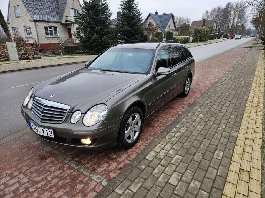 Brown Mercedes-Benz E 220 2006 in Prienai, with an engine capacity of 2.20 L and mileage of 346 thousand km for 1750 €, photo 13 on AUTOMOTO.COM.LV