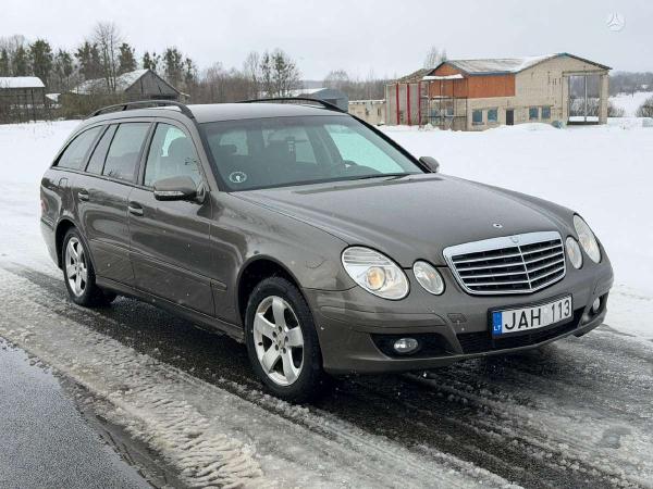 Brown Mercedes-Benz E 220 2006 in Prienai, with an engine capacity of 2.20 L and mileage of 362 thousand km for 2500 €, photo 3 on AUTOMOTO.COM.LV