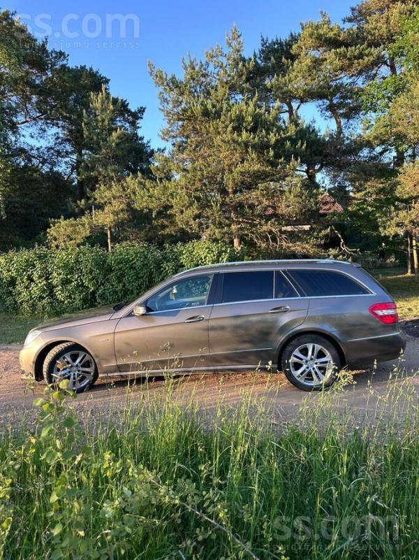 Brūns Mercedes-Benz E 220 2010 Jūrmala, ar dzinēja tilpumu 2.20 L un nobraukumu 421 tūkst. km par 6100 €, foto 4 vietnē AUTOMOTO.COM.LV