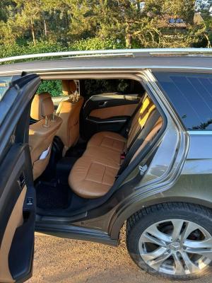 Brown Mercedes-Benz E 220 2010 in Jurmala, with an engine capacity of 2.20 L and mileage of 421 thousand km for 6100 €, photo 10 on AUTOMOTO.COM.LV