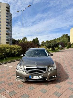 Brown Mercedes-Benz E 220 2010 in Vilnius, with an engine capacity of 2.14 L and mileage of 345 thousand km for 4999 €, photo 3 on AUTOMOTO.COM.LV
