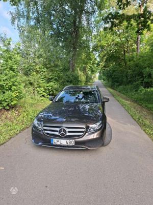 Коричневый Мерседес E 220 2017 в Каунас, объемом двигателя 1.95 л и пробегом 179 тыс. км за 13600 €, фото 4 на AUTOMOTO.COM.LV