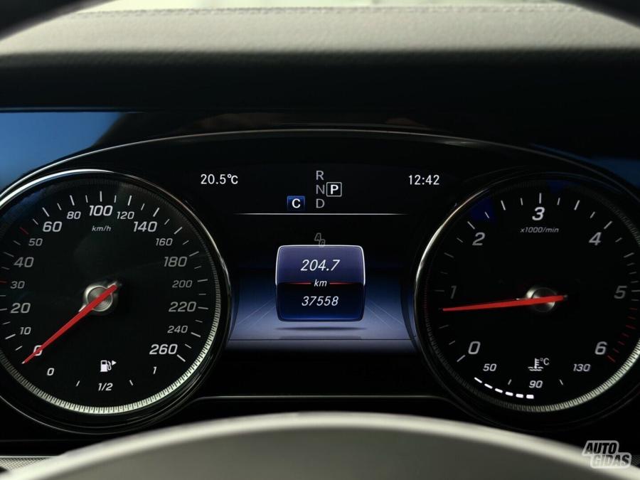 Mercedes-Benz E 220 2018 Avižieniai, ar dzinēja tilpumu 2.00 L un nobraukumu 38 tūkst. km par 33500 €, foto 24 vietnē AUTOMOTO.COM.LV