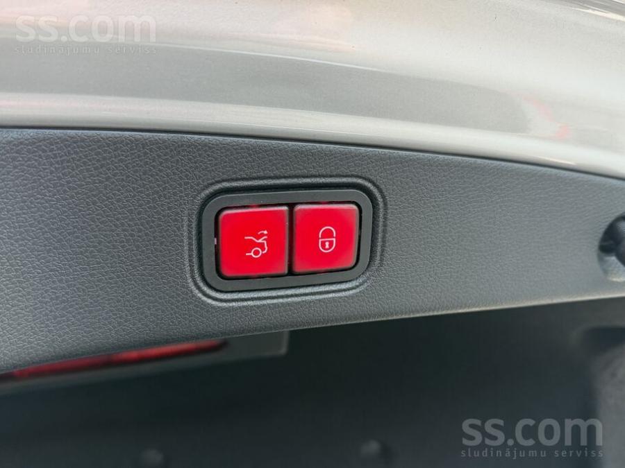 Мерседес E 220 2019 в Рига, объемом двигателя 2.10 л и пробегом 116 тыс. км за 32990 €, фото 25 на AUTOMOTO.COM.LV