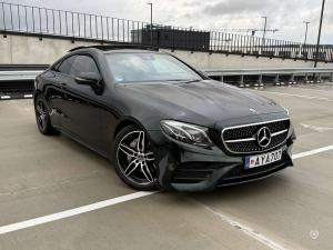 Green Mercedes-Benz E 220 2017 in Vilnius, with an engine capacity of 1.95 L and mileage of 214 thousand km for 28000 €, photo  on AUTOMOTO.COM.LV