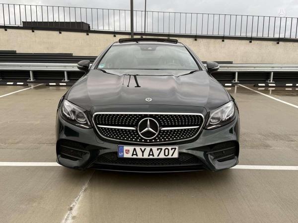 Green Mercedes-Benz E 220 2017 in Vilnius, with an engine capacity of 1.95 L and mileage of 214 thousand km for 28000 €, photo 3 on AUTOMOTO.COM.LV
