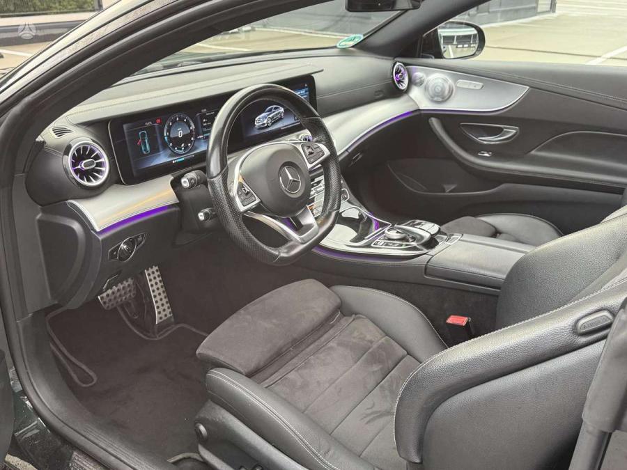 Green Mercedes-Benz E 220 2017 in Vilnius, with an engine capacity of 1.95 L and mileage of 214 thousand km for 28000 €, photo 8 on AUTOMOTO.COM.LV