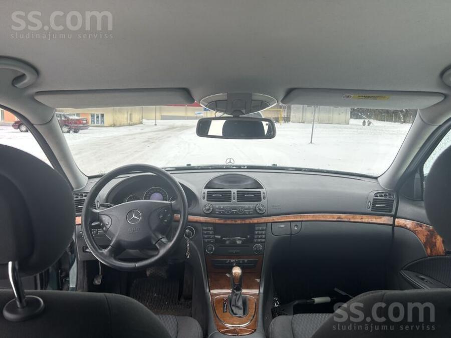 Zaļš Mercedes-Benz E 220 2004 Krāslava, ar dzinēja tilpumu 2.20 L un nobraukumu 319 tūkst. km par 3750 €, foto 10 vietnē AUTOMOTO.COM.LV